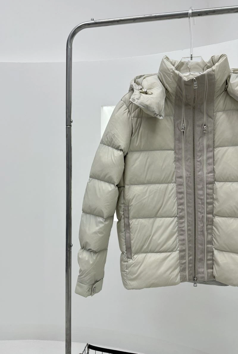 Low-cost Moncler Down Jackets
