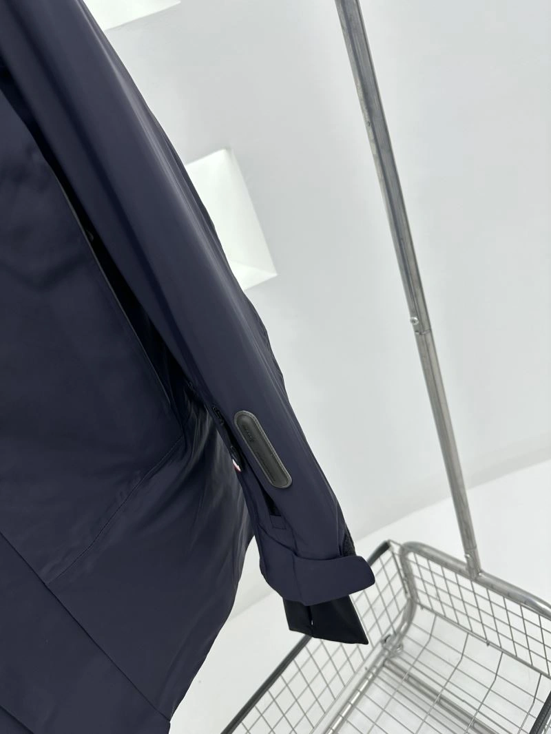 Inexpensive Moncler Down Jackets