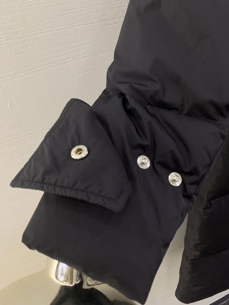Low-cost Moncler Down Jackets