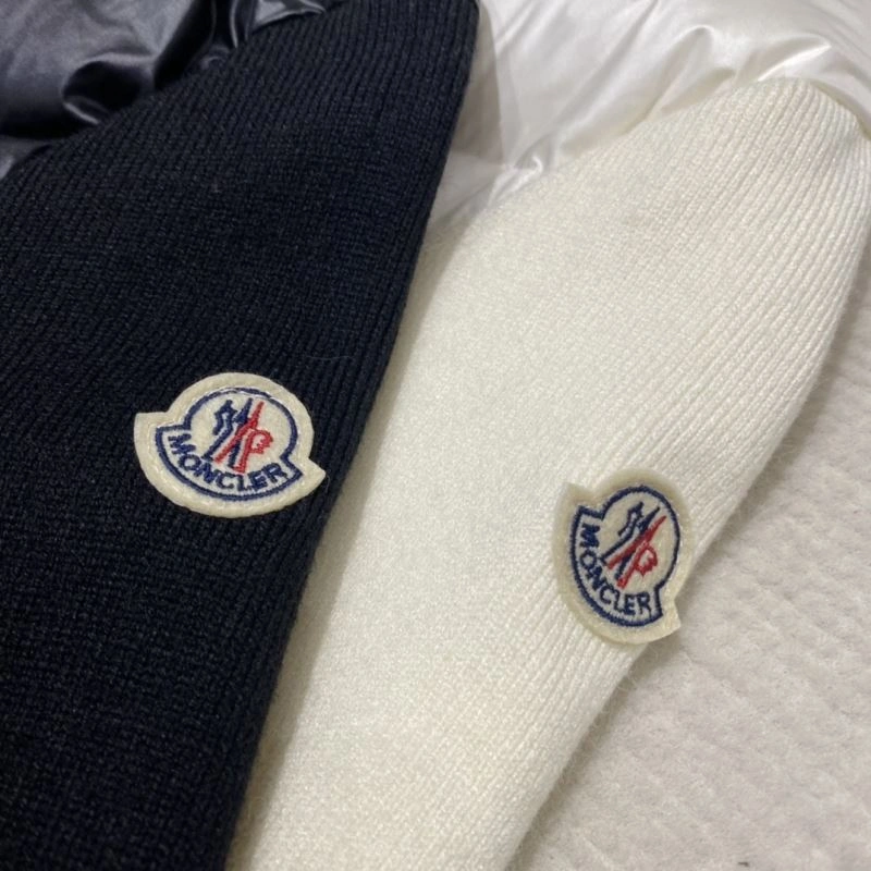 1:1 copy Moncler Down Jackets