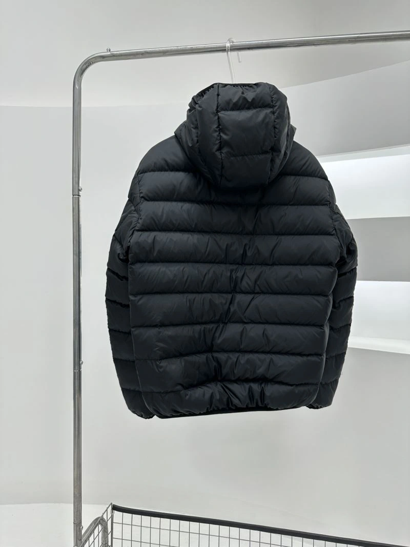 Bargain Moncler Down Jackets
