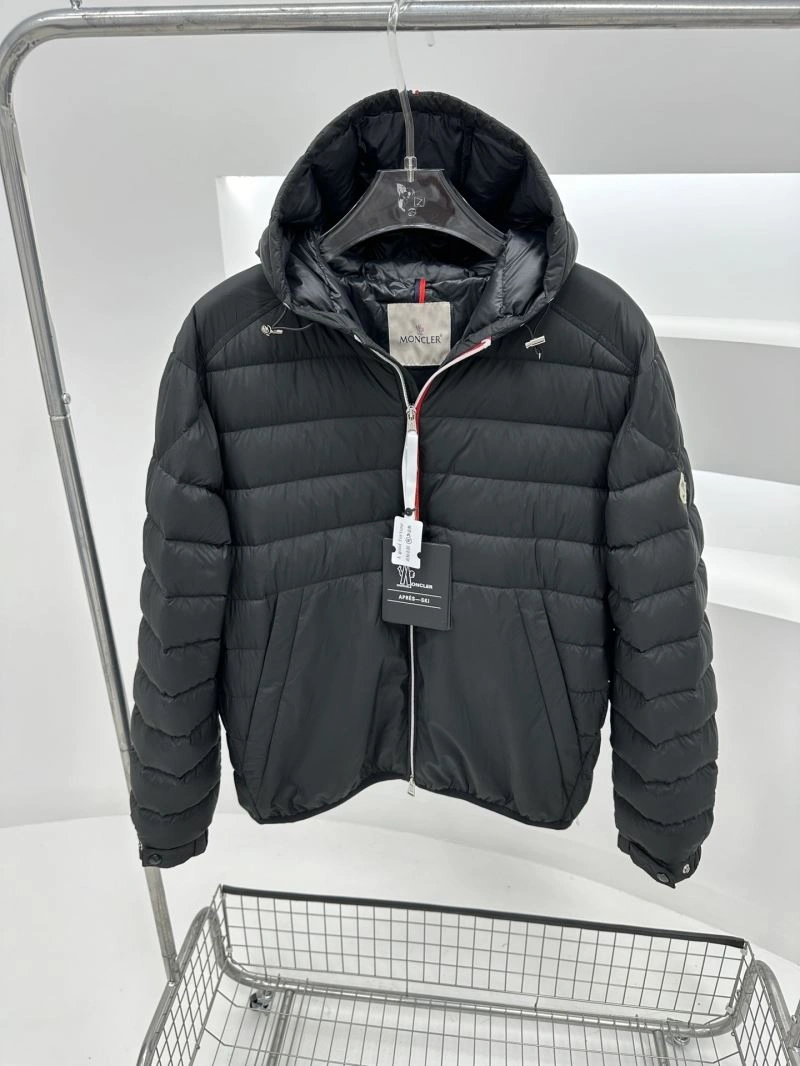 Low-cost Moncler Down Jackets