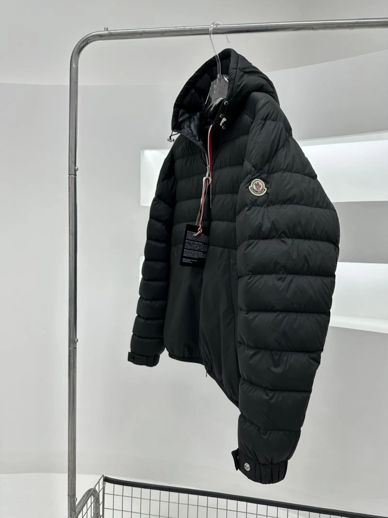 Low-cost Moncler Down Jackets