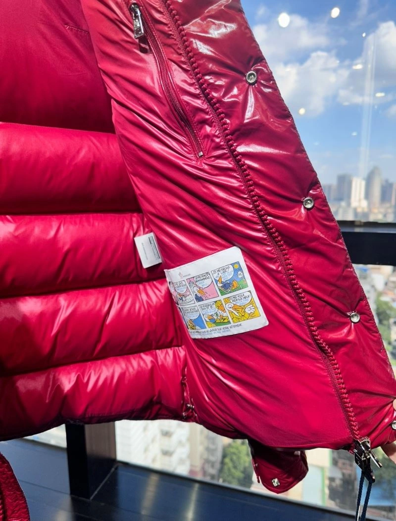 Accurate model Moncler Down Jackets