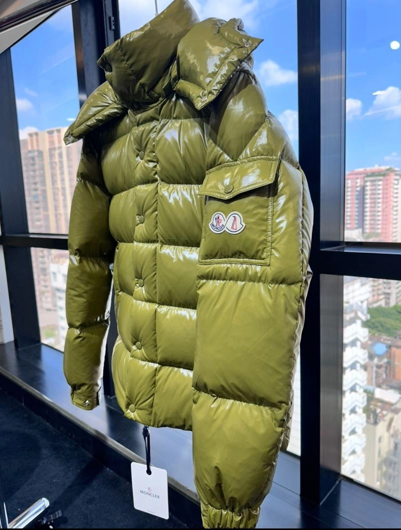 Bargain Moncler Down Jackets