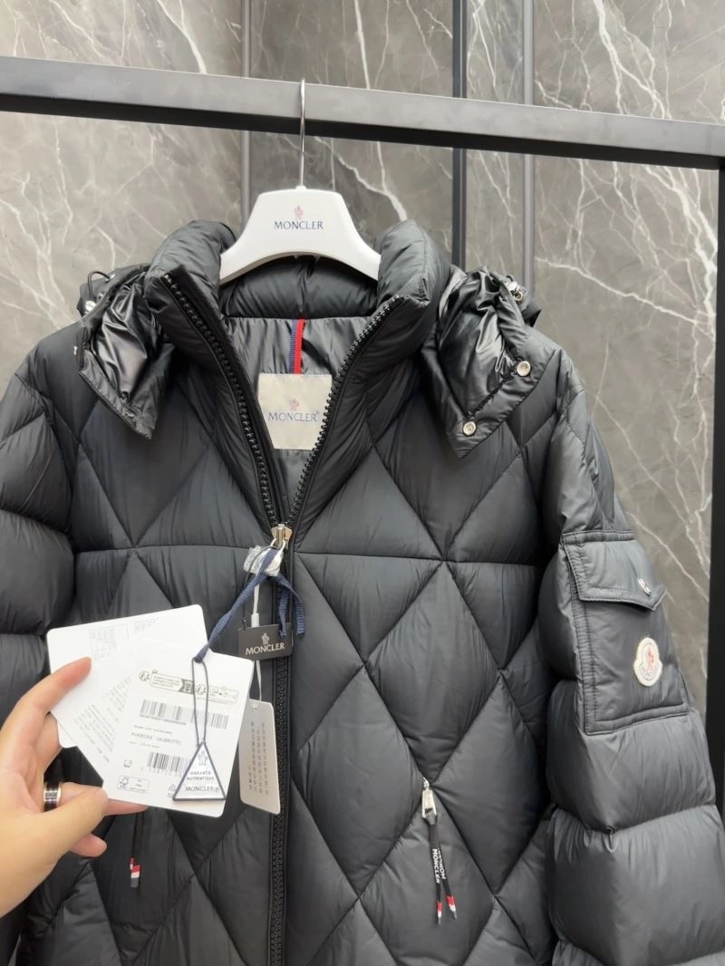 Accurate model Moncler Down Jackets
