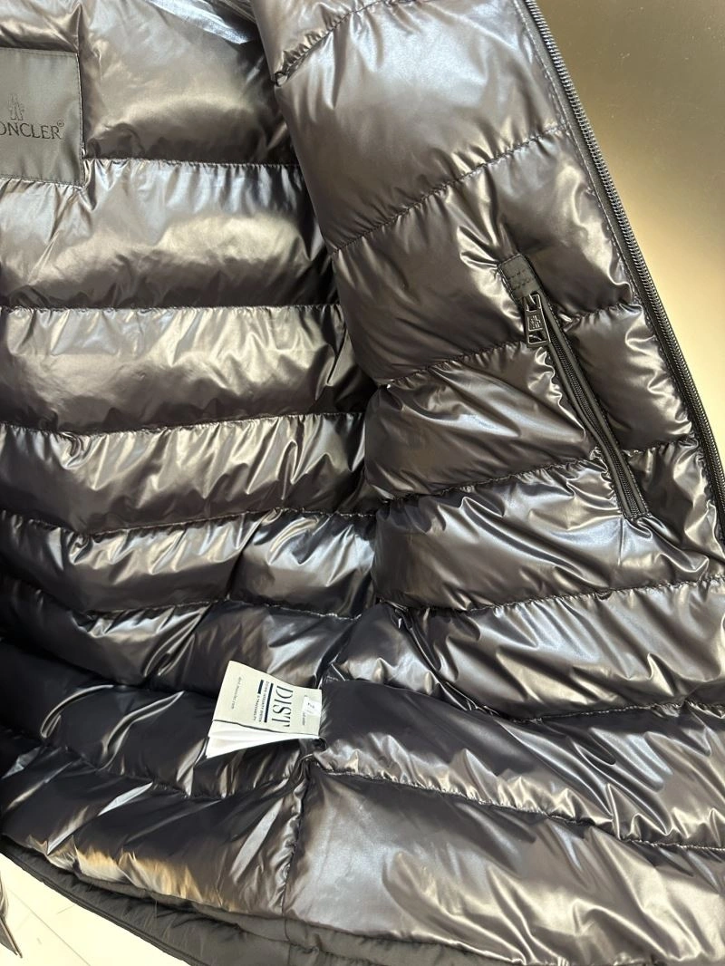 Low-cost Moncler Down Jackets