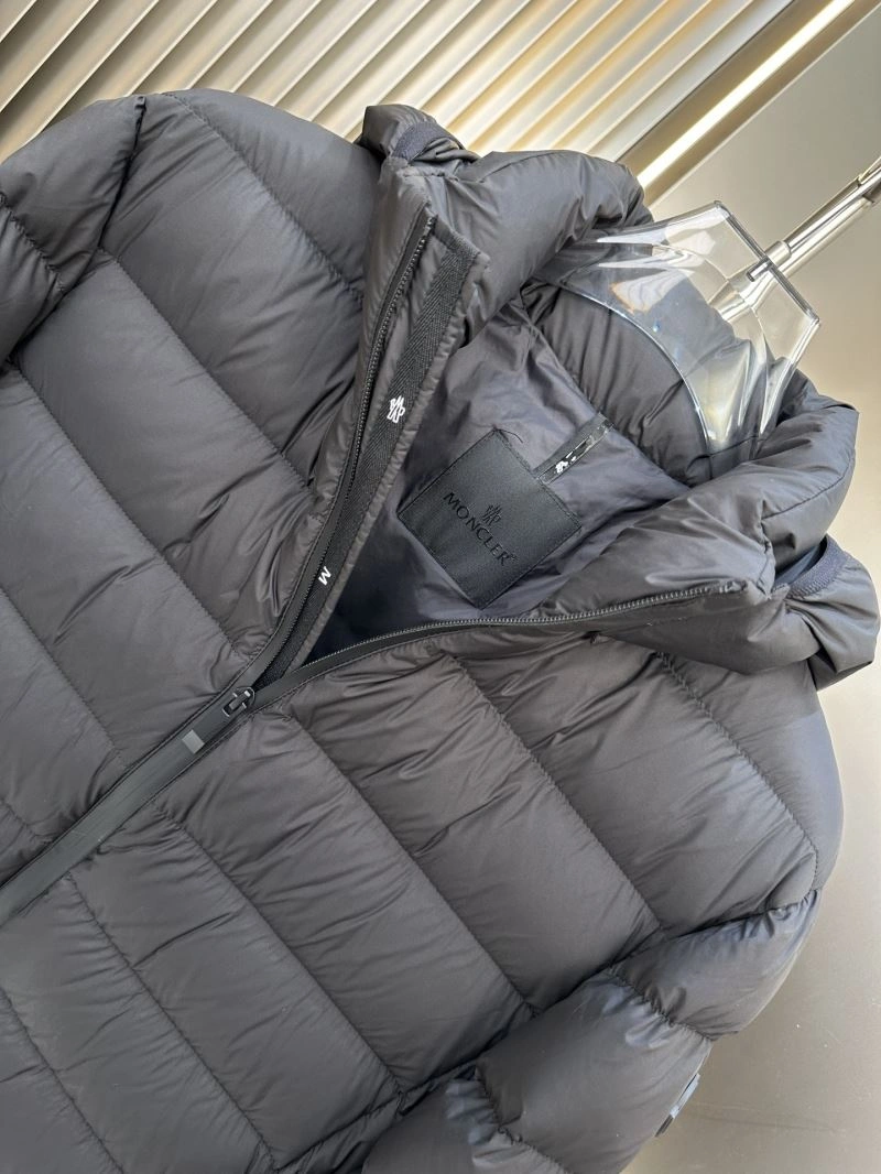 Accurate model Moncler Down Jackets