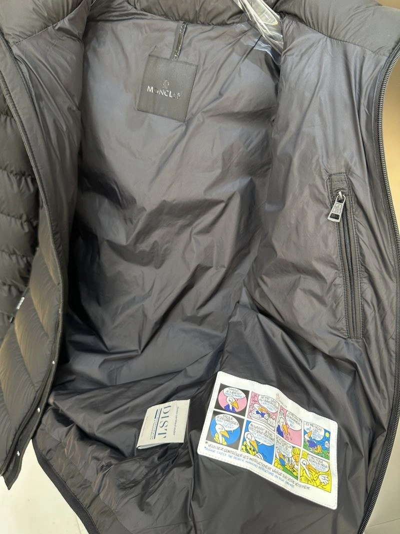 Accurate model Moncler Down Jackets