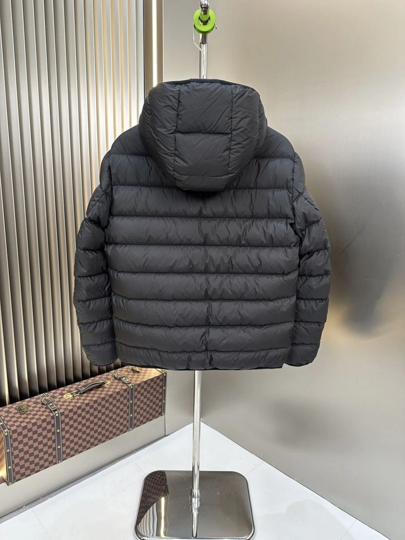 Accurate model Moncler Down Jackets