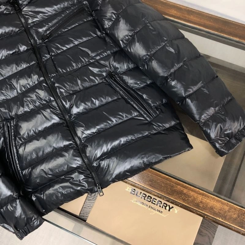 Accurate model Moncler Down Jackets