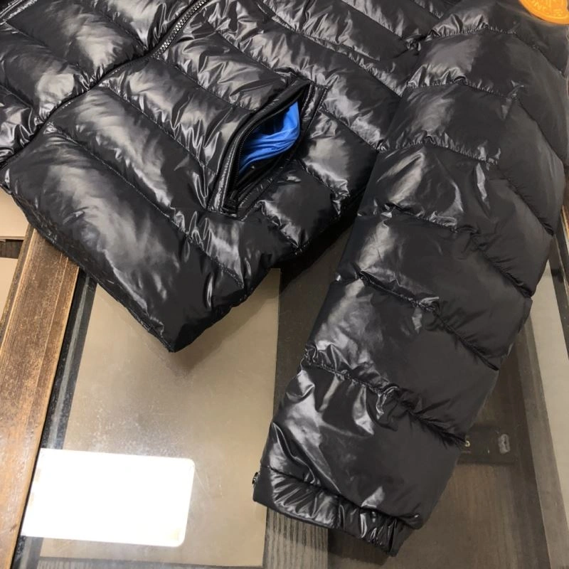 Accurate model Moncler Down Jackets