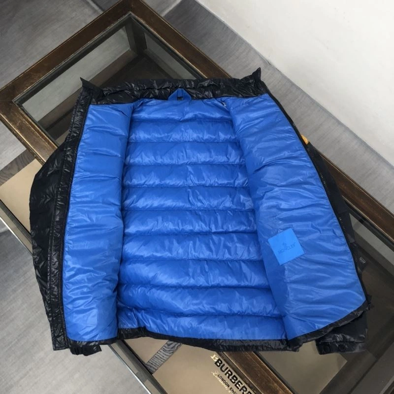 Accurate model Moncler Down Jackets