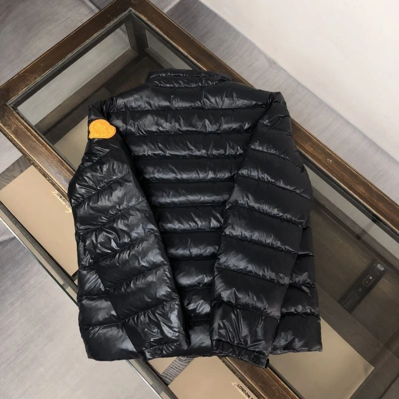 Accurate model Moncler Down Jackets