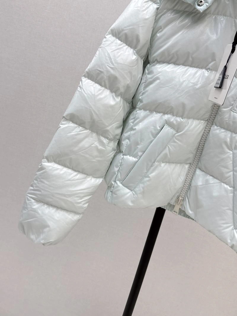 Low-cost Moncler Down Jackets