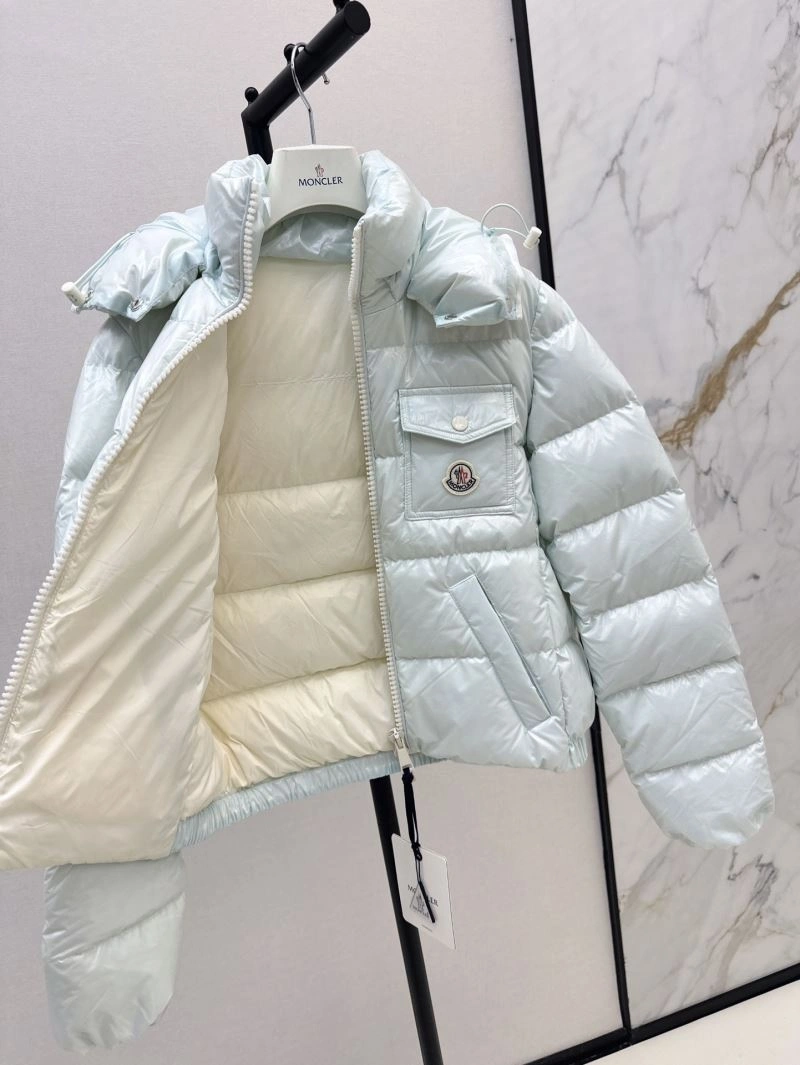 Low-cost Moncler Down Jackets