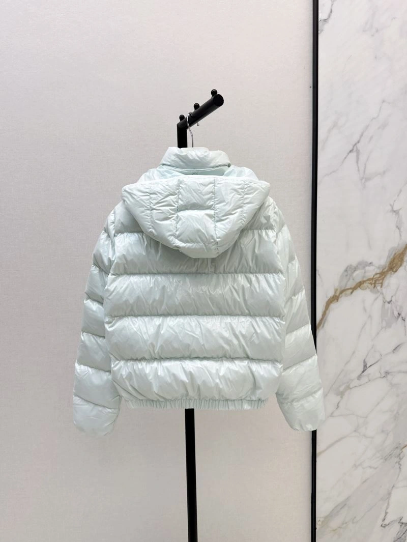 Low-cost Moncler Down Jackets