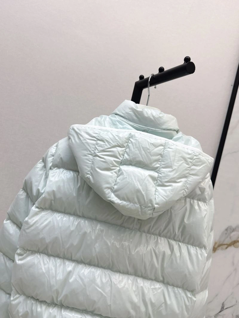 Low-cost Moncler Down Jackets