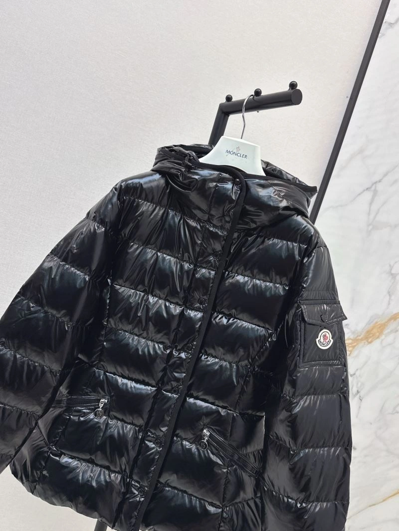 Accurate model Moncler Down Jackets