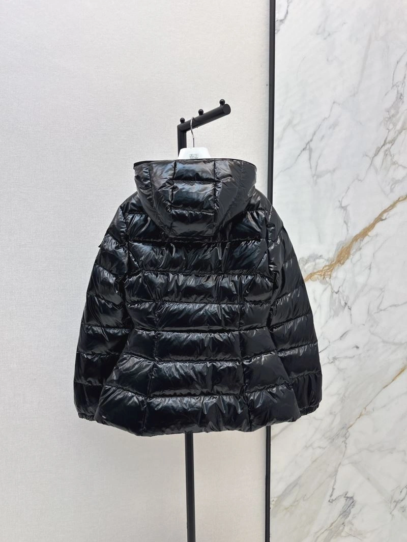 Accurate model Moncler Down Jackets
