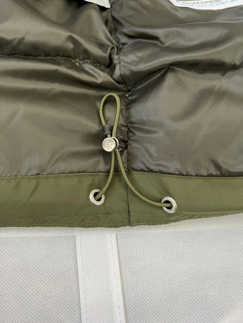 Low-cost Moncler Down Jackets