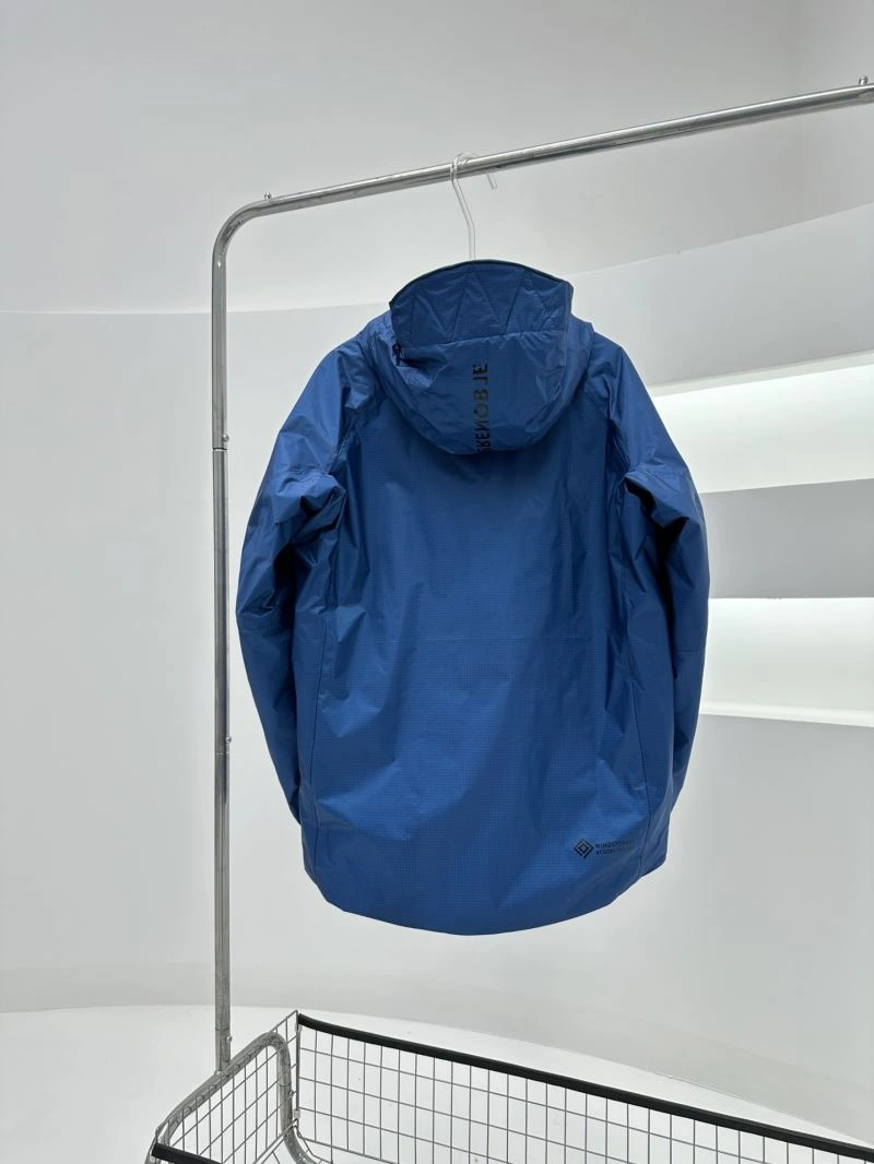 Accurate model Moncler Down Jackets