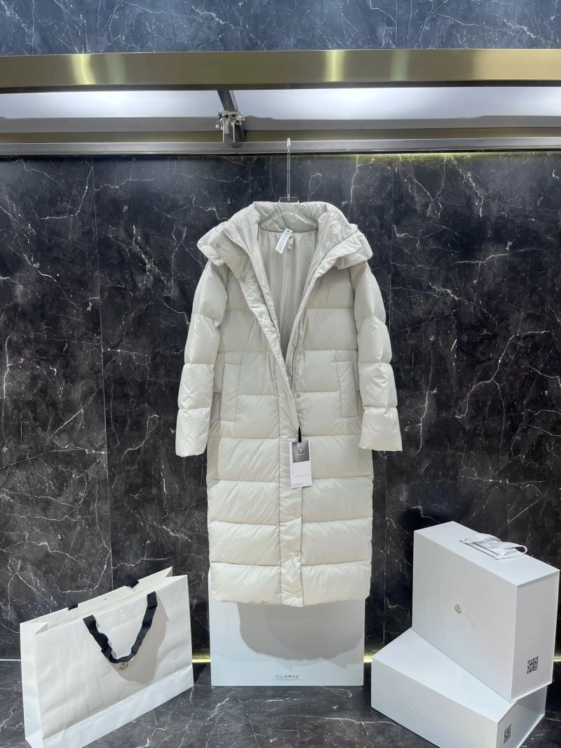 High accuracy Moncler Down Jackets