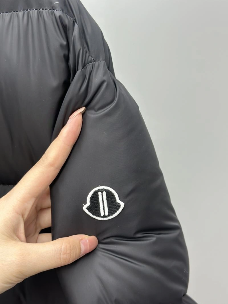 Accurate model Moncler Down Jackets