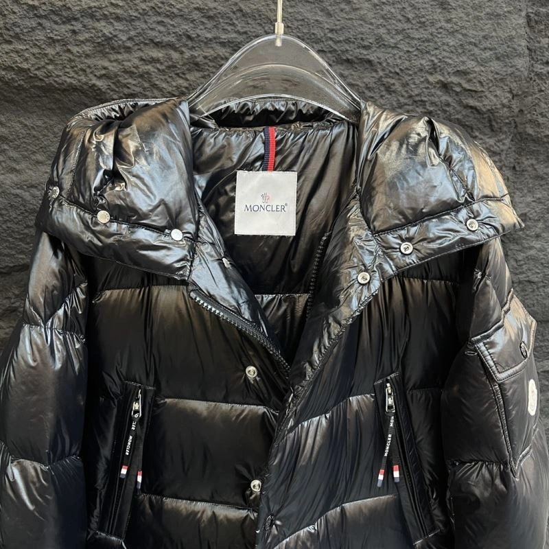 Inexpensive Moncler Down Jackets