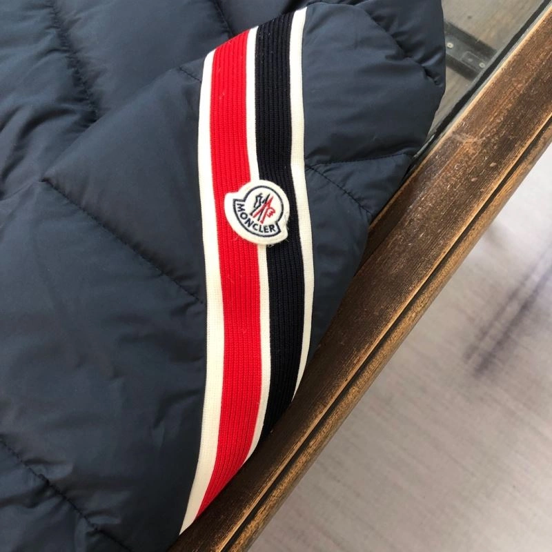 Low-cost Moncler Down Jackets