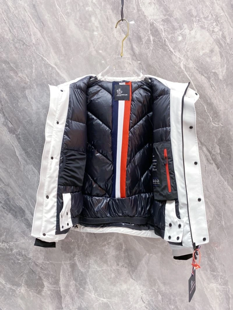 Low-cost Moncler Down Jackets