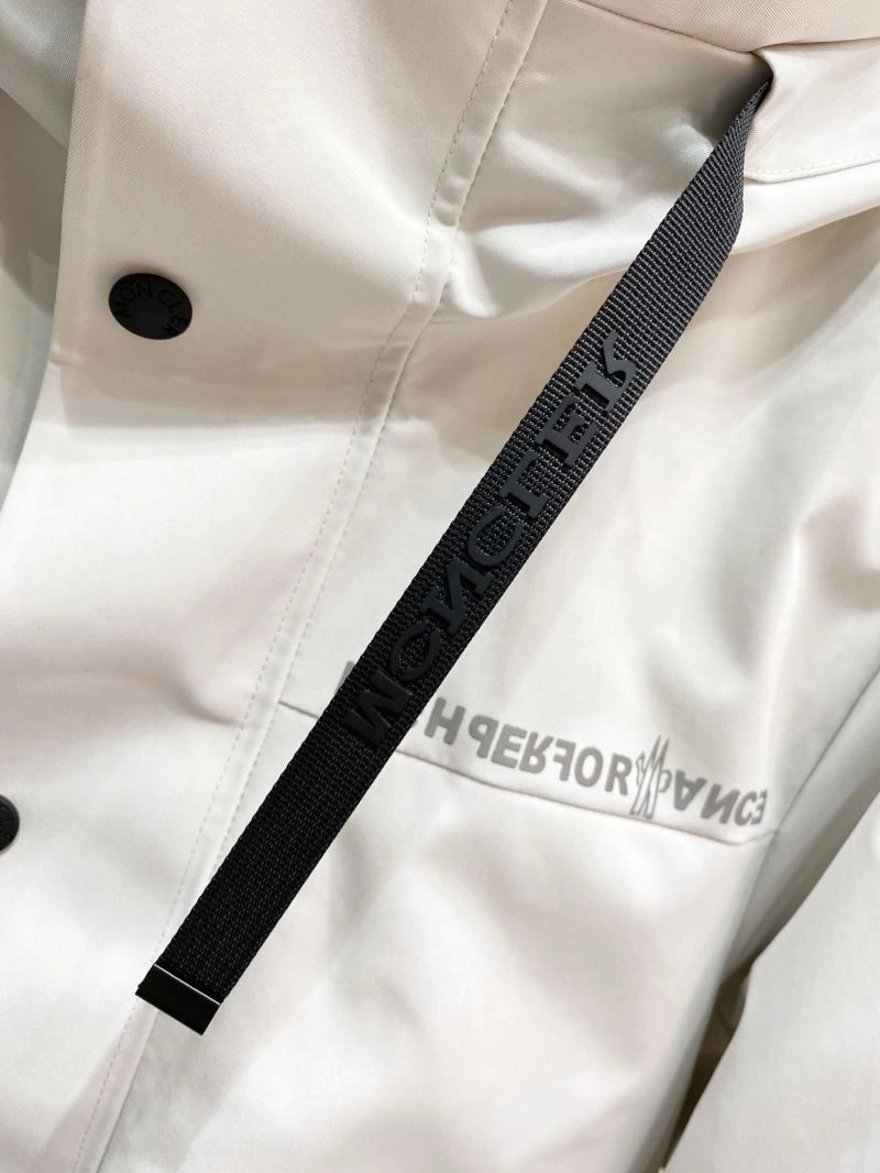 Low-cost Moncler Down Jackets