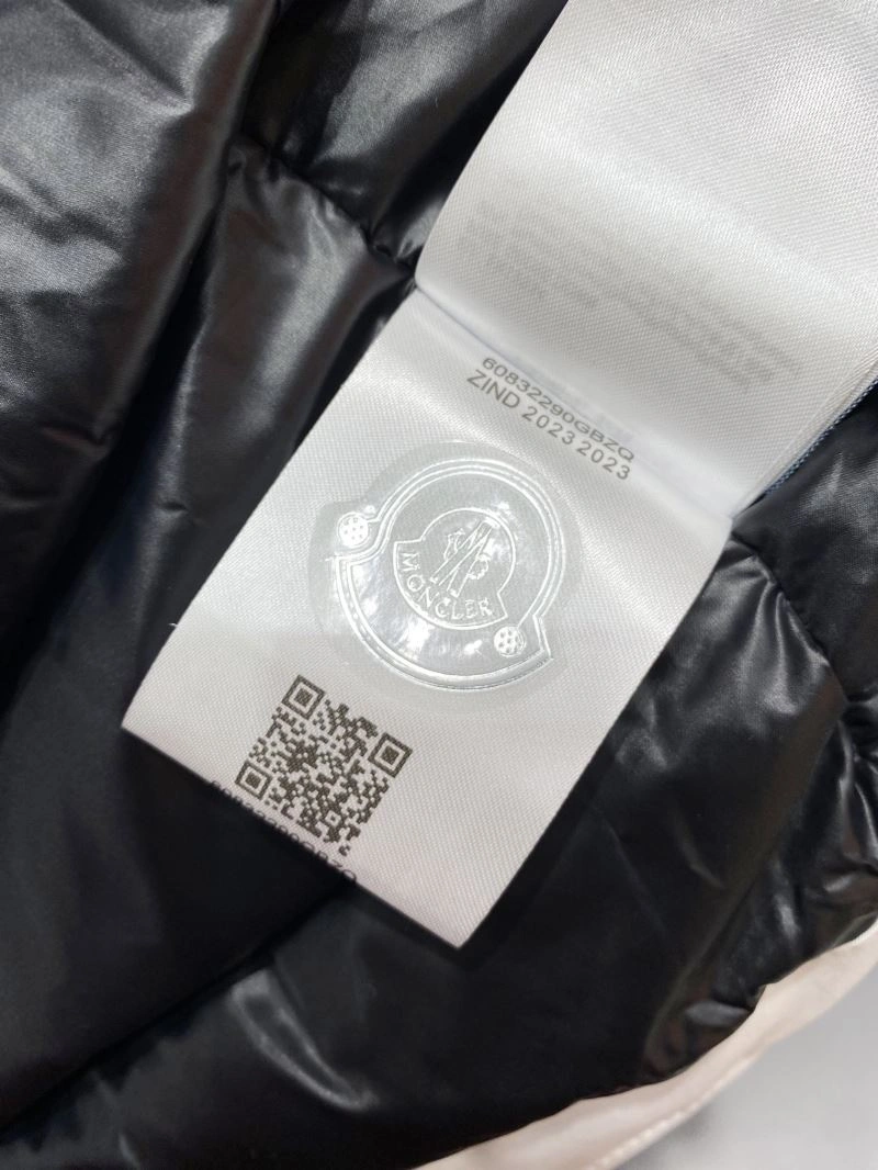 Low-cost Moncler Down Jackets