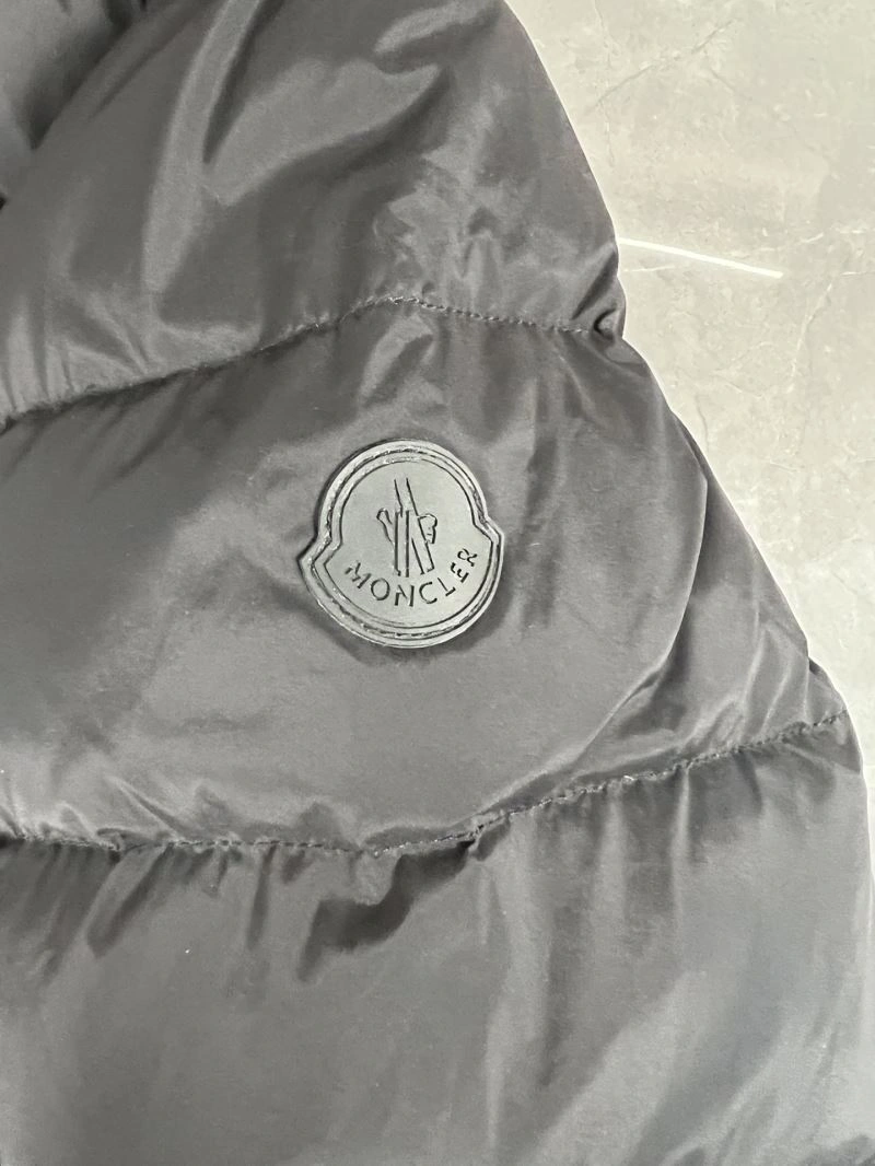 Exact replica Moncler Down Jackets