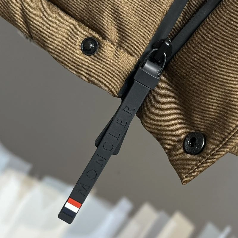 Low-cost Moncler Down Jackets
