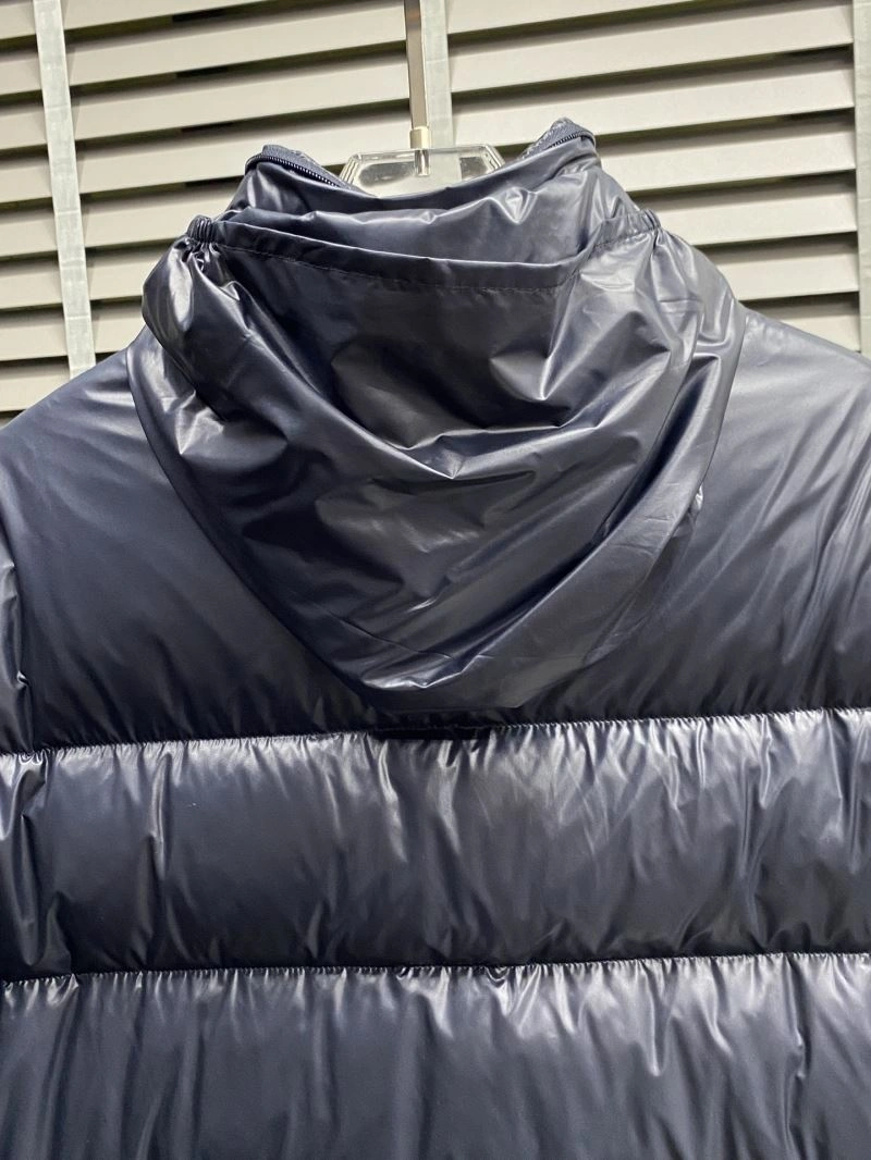 Exact replica Moncler Down Jackets