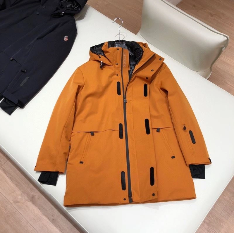 Accurate model Moncler Down Jackets