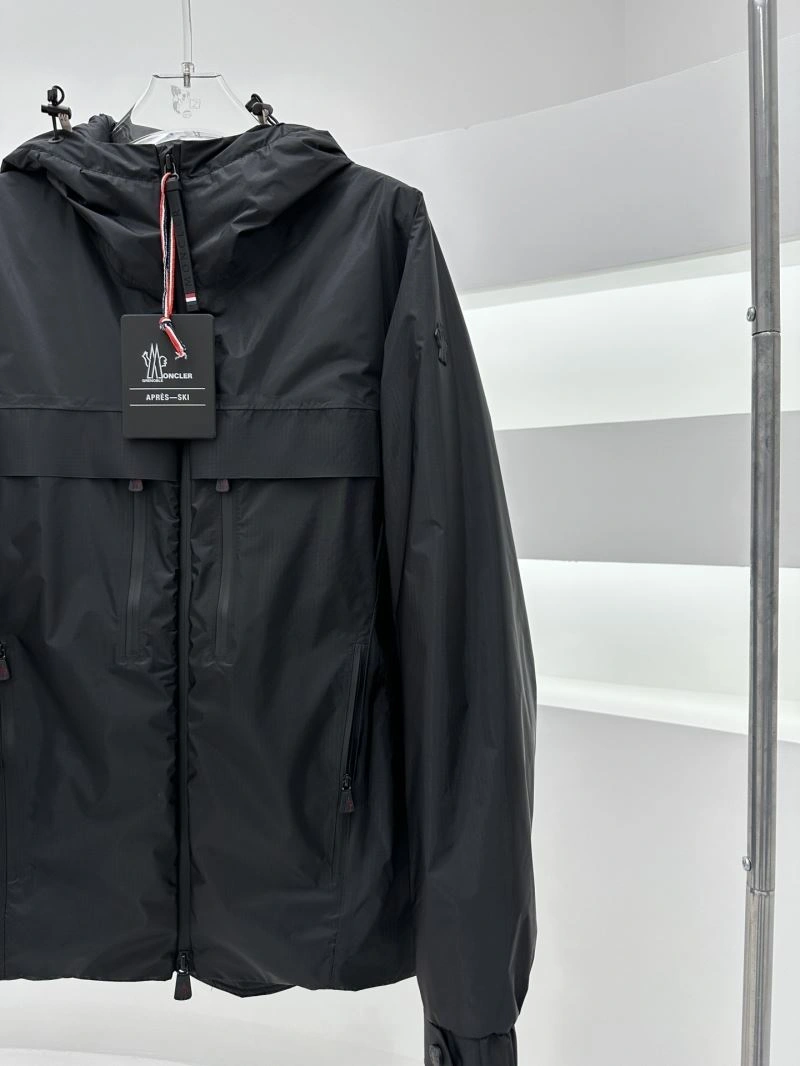 Low-cost Moncler Down Jackets