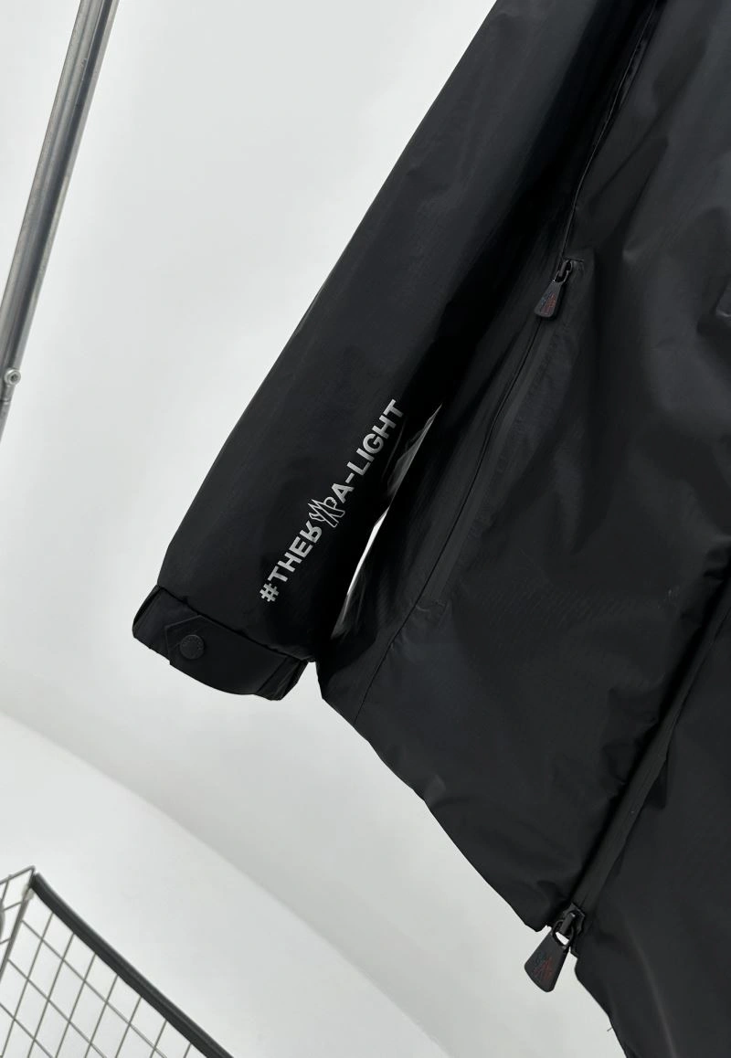 Low-cost Moncler Down Jackets
