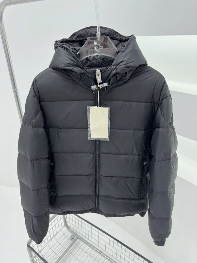 Accurate model Moncler Down Jackets