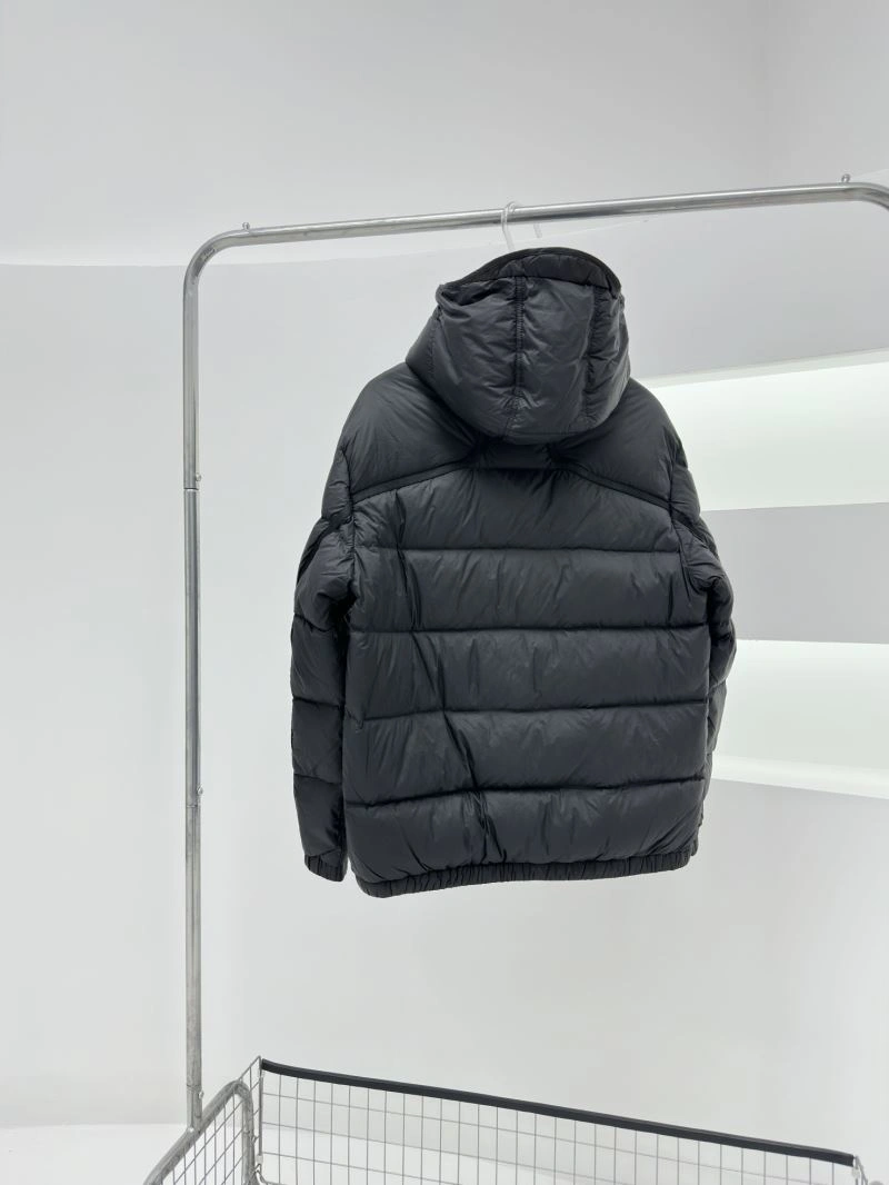 Accurate model Moncler Down Jackets