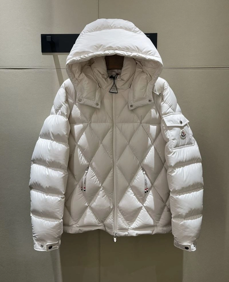 1:1 copy Moncler Down Jackets