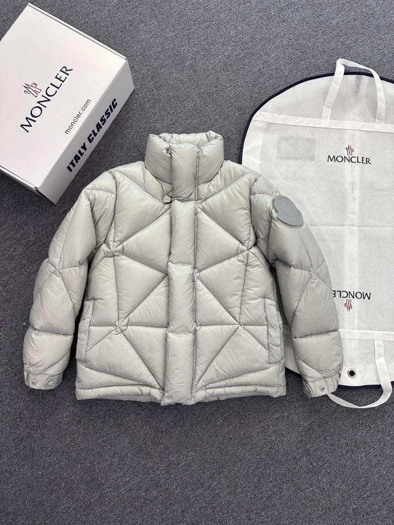 Exact replica Moncler Down Jackets