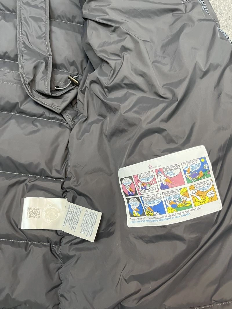 Exact replica Moncler Down Jackets