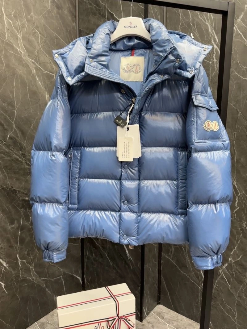 Low-cost Moncler Down Jackets