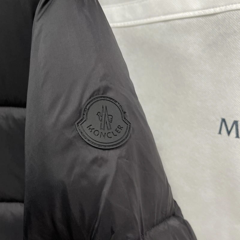 Cut-rate Moncler Down Jackets