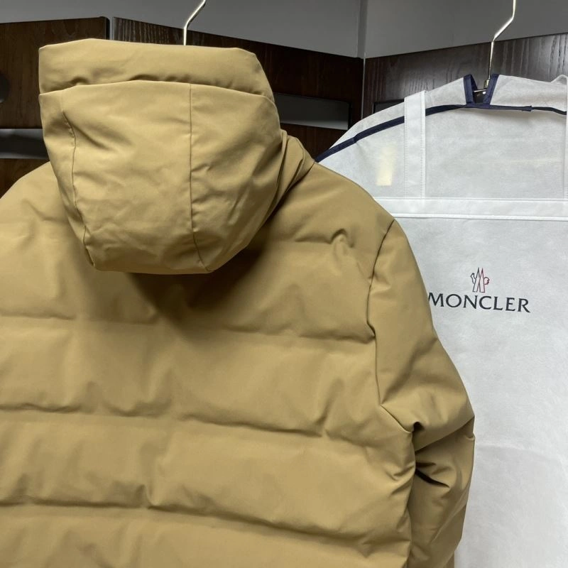 Exact replica Moncler Down Jackets