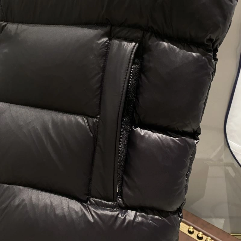 Low-cost Moncler Down Jackets