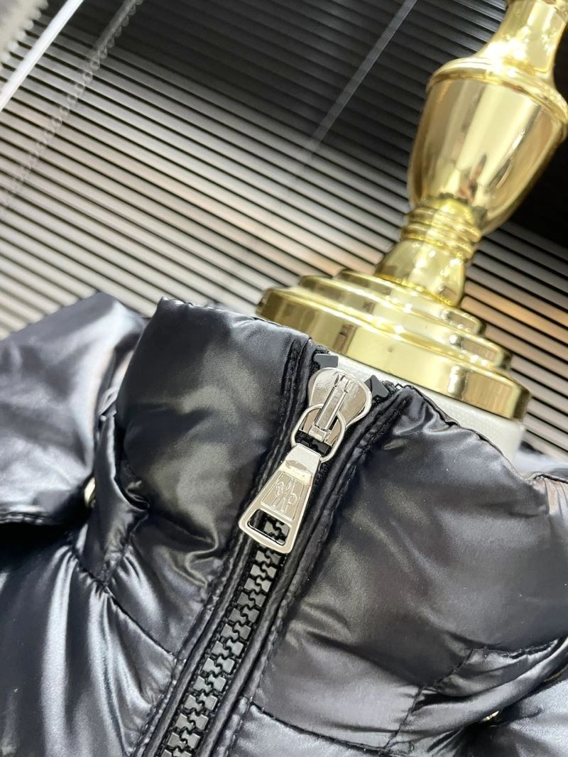 Low-cost Moncler Down Jackets