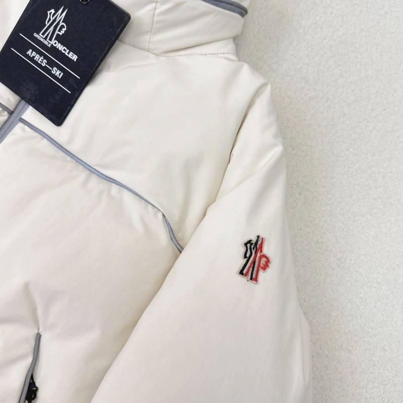 Exact replica Moncler Down Jackets
